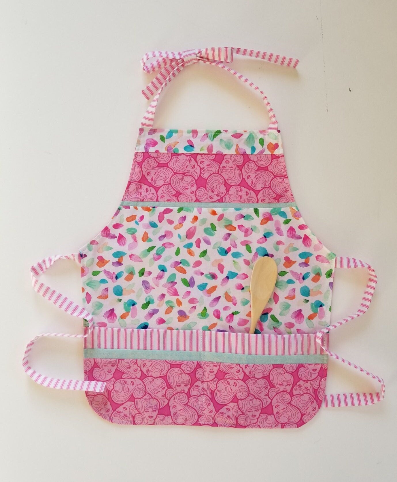Girls Barbie Apron, Little Girls Apron, Pink Barbie Apron - Etsy