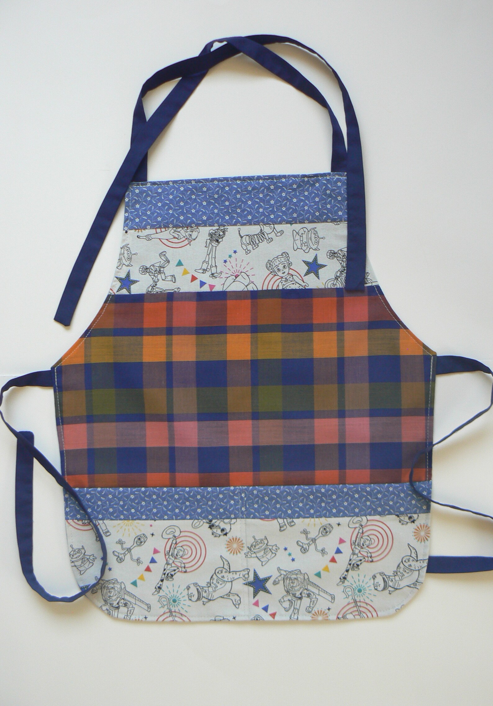 Kids Toy Story Apron, Little Girl Apron, Crafting Apron - Etsy