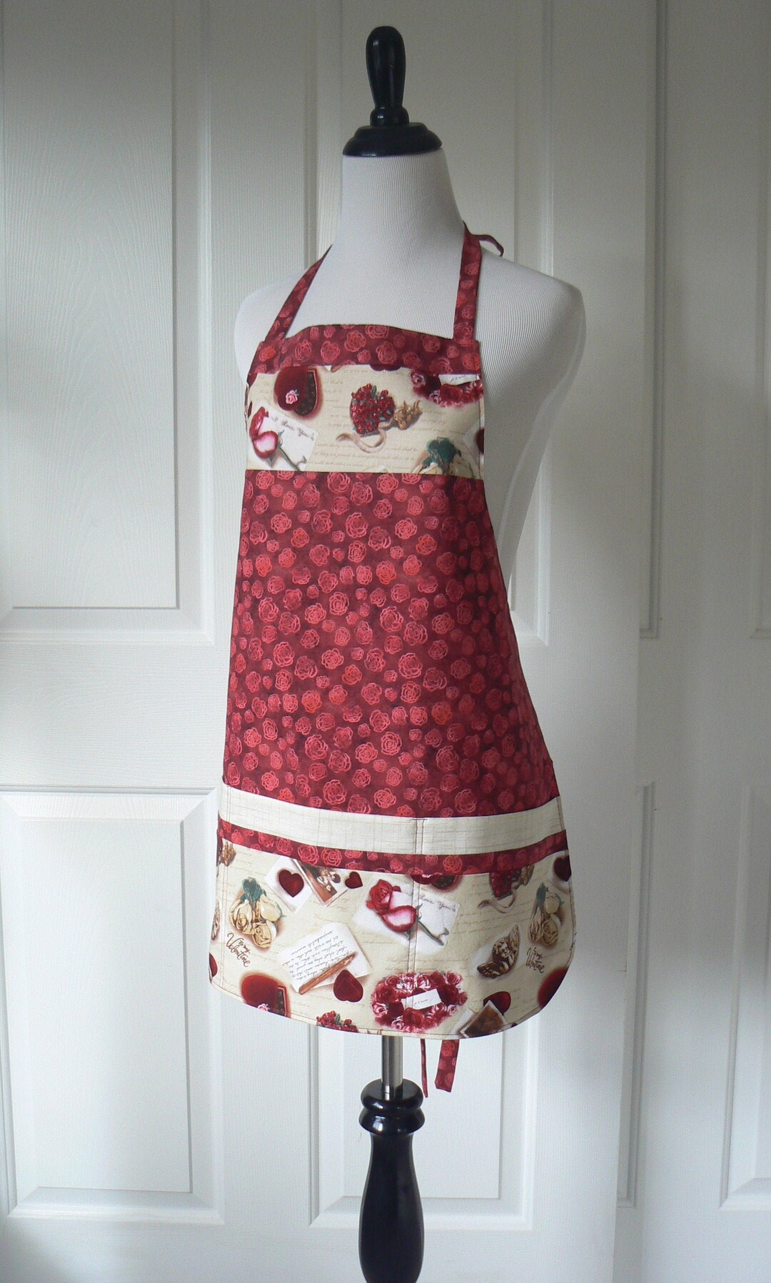 Women's Valentine Apron With Roses - Etsy