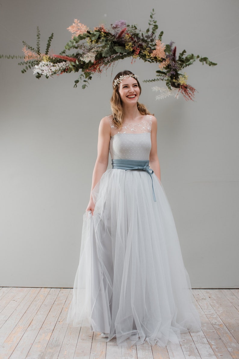 Brautrock Iceland mit Tüll in zartem Blau | Etsy