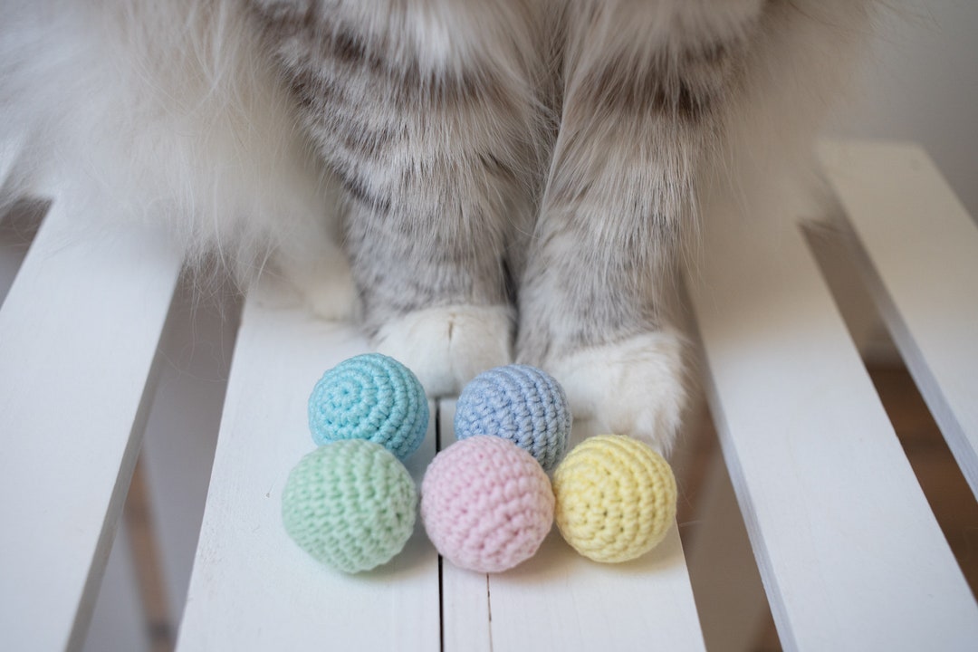 Catnip Balls Set: Pastel Crochet Cat Toys With Valerian - Etsy