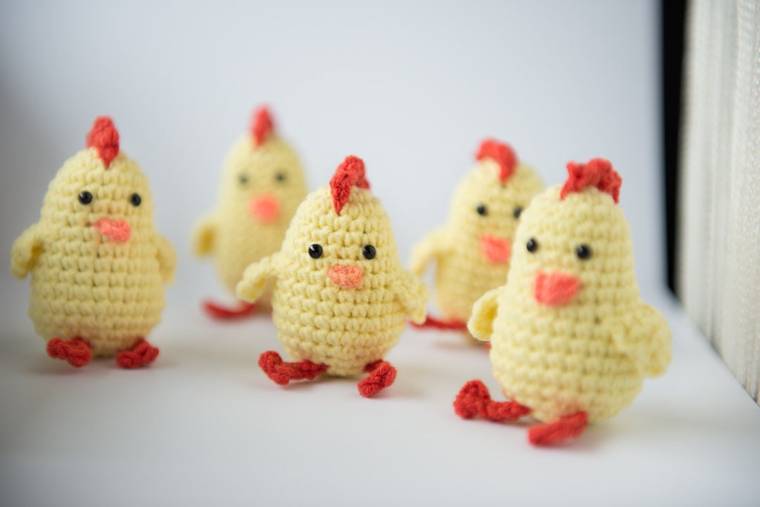 Chicken Cat Toys With Catnip, Filled With Valerian. Small Yellow Chick ...