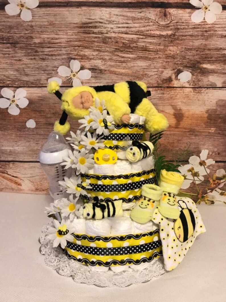 Bee Diaper Cake Bee Baby Shower Bumblebee Diaper Cakeunisex - Etsy