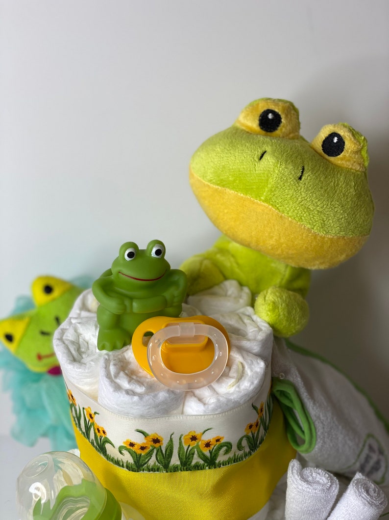 Frog Diaper Cake Boy Diaper Cake Centerpiece - Etsy