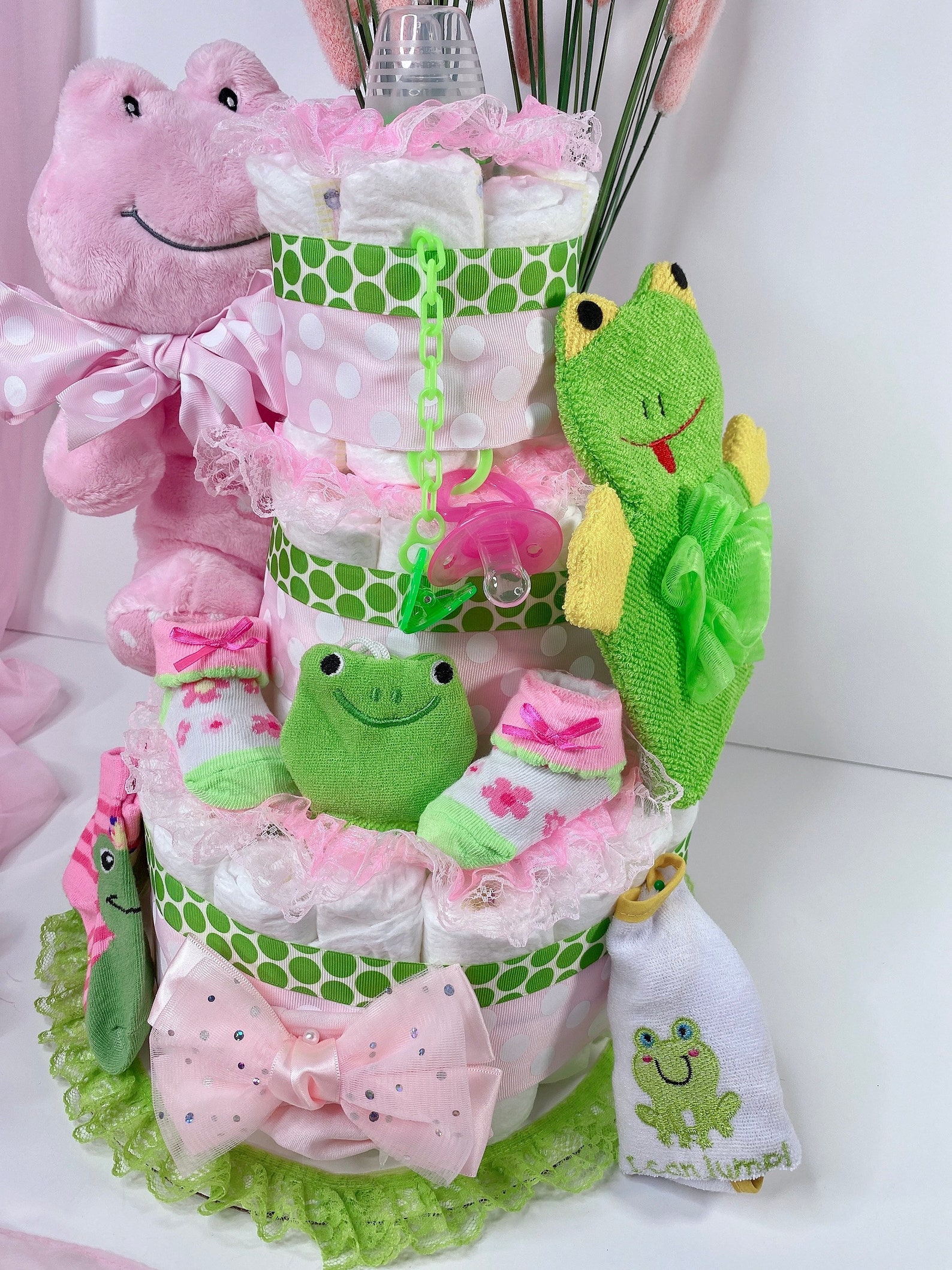 Frog Diaper Cake, Girl Diaper Cake, Centerpiece - Etsy