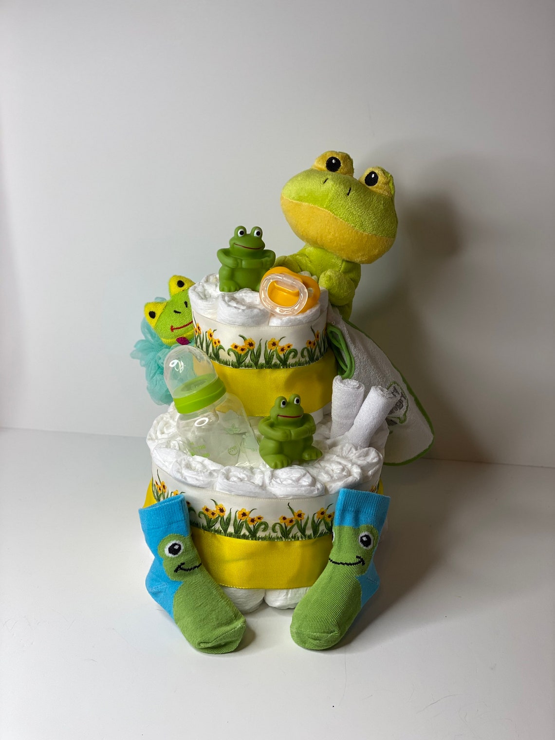 Frog Diaper Cake Boy Diaper Cake Centerpiece - Etsy