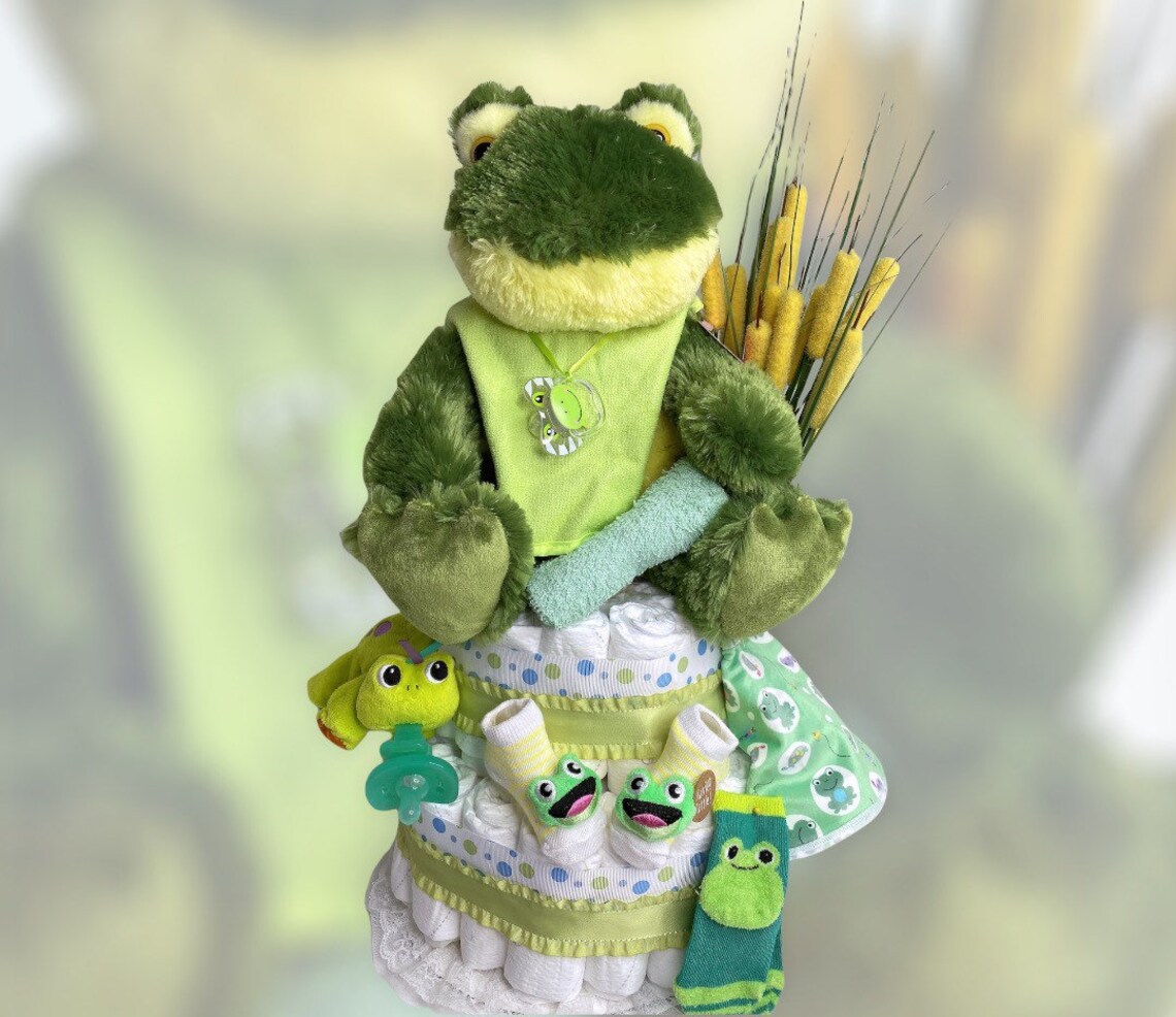 Frog Diaper Cake Frog Themed Frog Baby Shower Centerpiece - Etsy