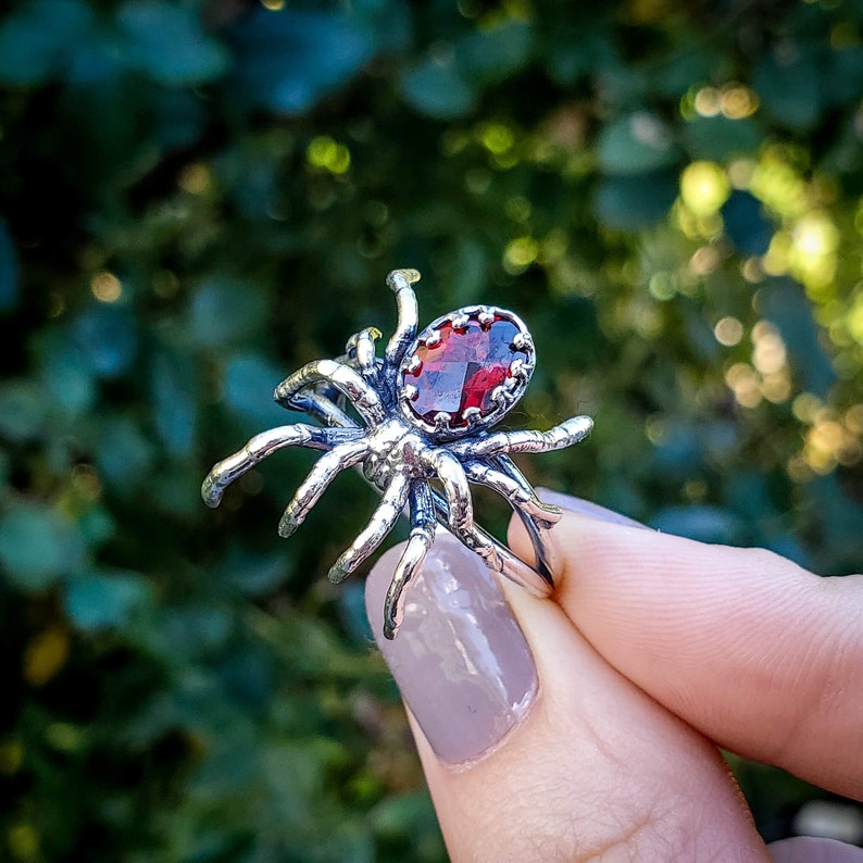 Silver Garnet Tarantula Spider Ring - Etsy