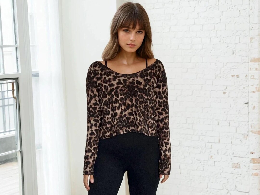 Cheetah Print Crop Top | Work Out Apparel | Long Sleeve Animal Print ...