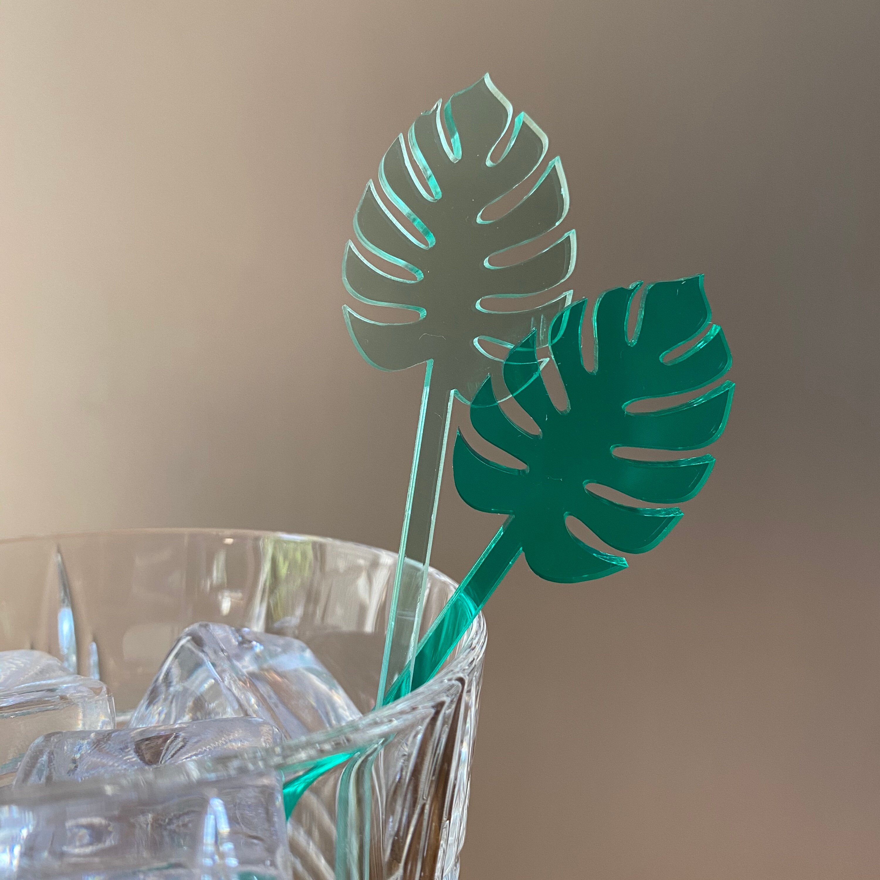 Monstera Leaf Stir Sticks for Cocktails // Tropical Party | Etsy