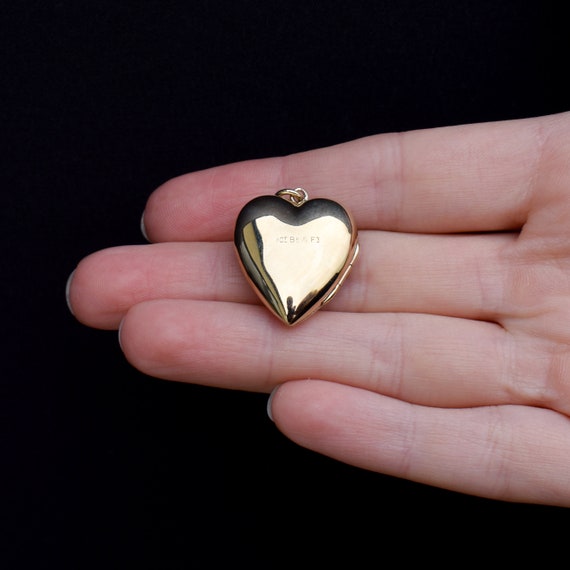 Antique 9ct Gold Engraved Fancy Heart Locket Pendant - Gem