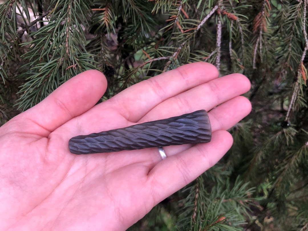 One-hitter. Ceramic Mini Smocking Pipe With Spiral Textured Pattern ...