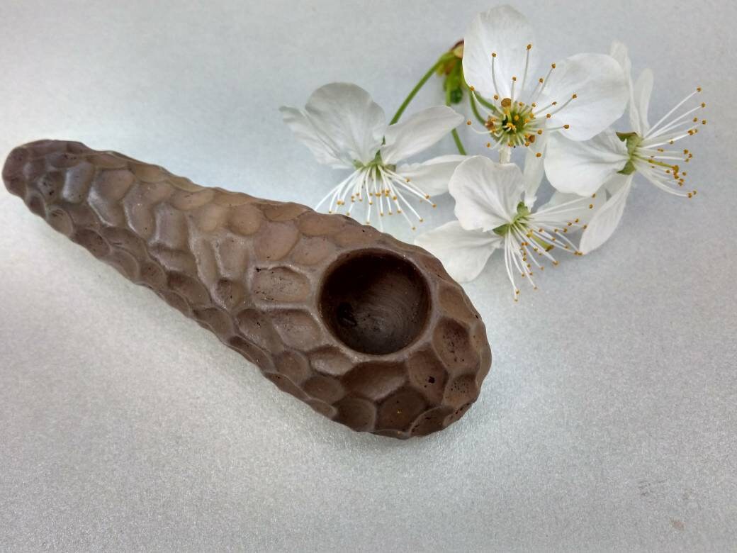 Smoking pipe. Monochrome clay pipe with horn texture. Elegant | Etsy