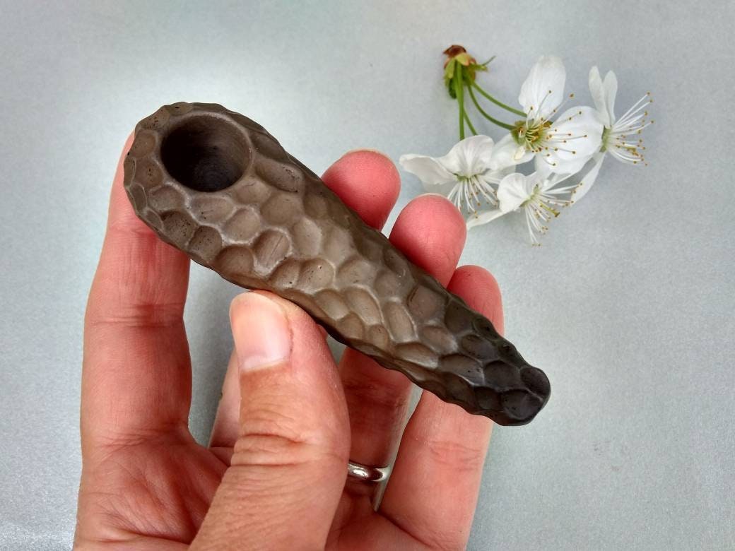 Smoking pipe. Monochrome clay pipe with horn texture. Elegant | Etsy