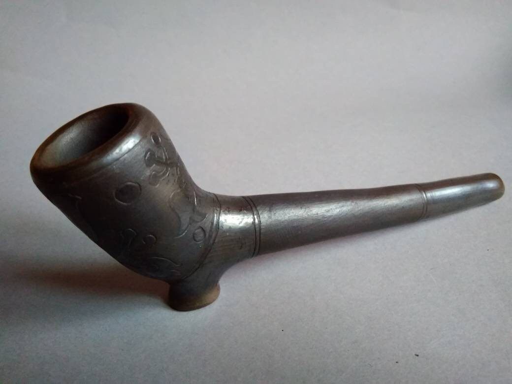 Long black ceramic smoking pipe. Elegant English clay pipe | Etsy