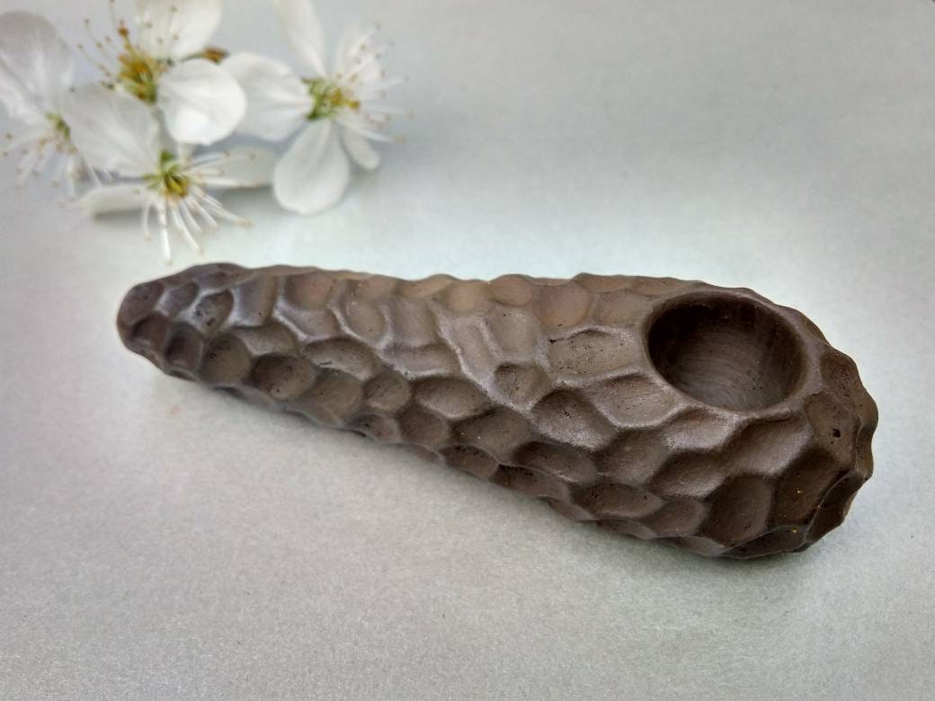 Smoking pipe. Monochrome clay pipe with horn texture. Elegant | Etsy