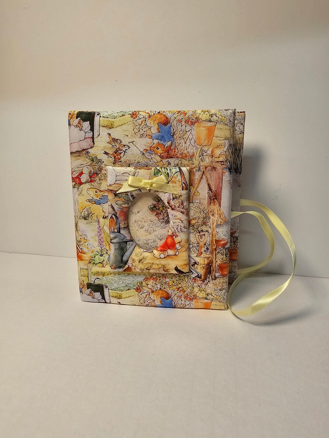 Disneys Classic Peter Rabbit Photo Album - Bunny Rabbit Photo Album ...