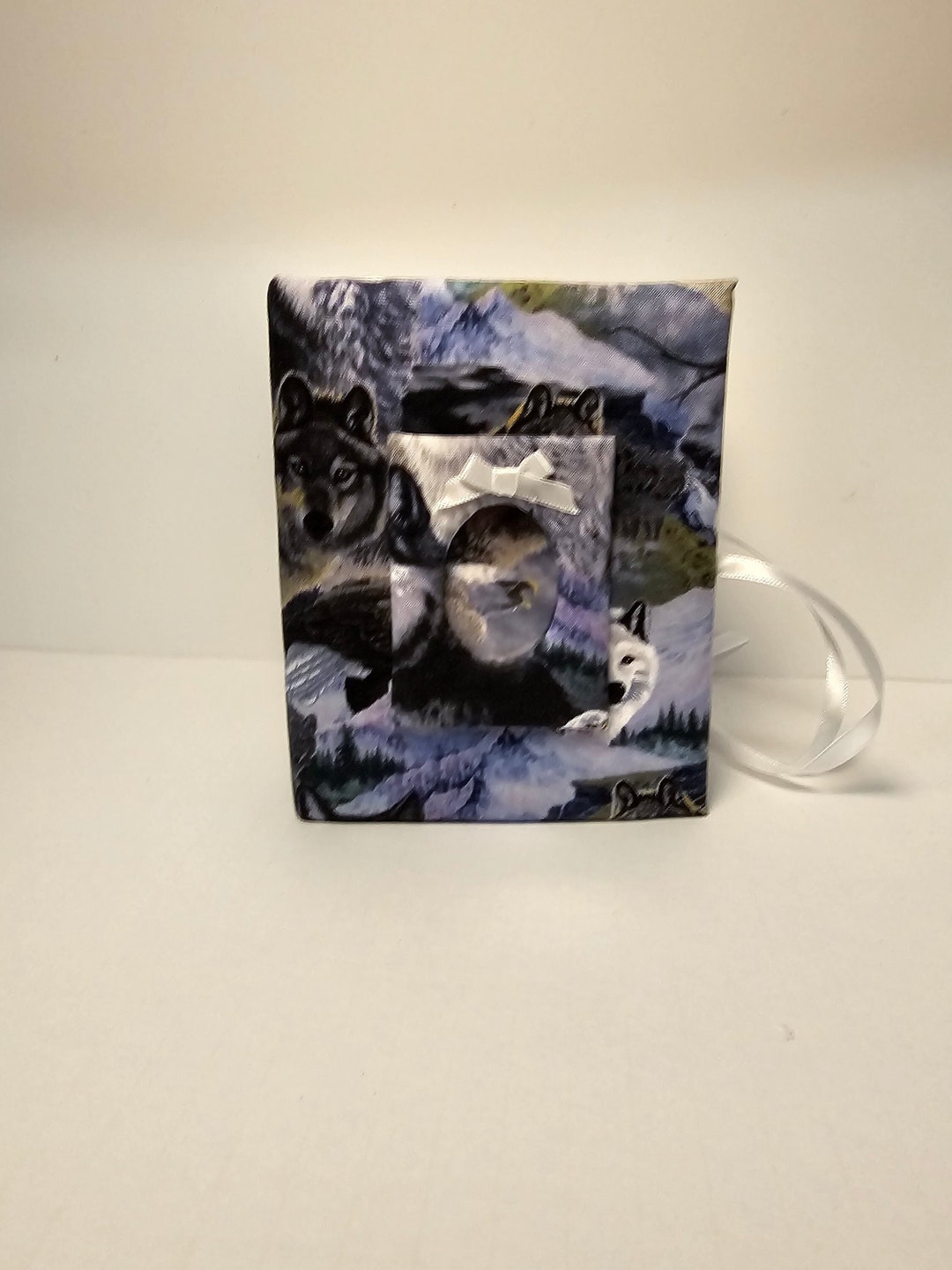 Wolf Photo Album- Wolf and Eagle - Holds 100 4x6 Photos - Personalize ...