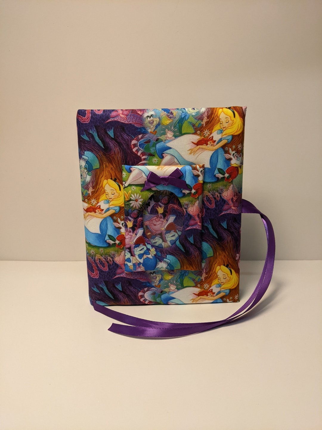 New!!! Disneys Alice in Wonderland Photo Album 3 - Very Colorful ...