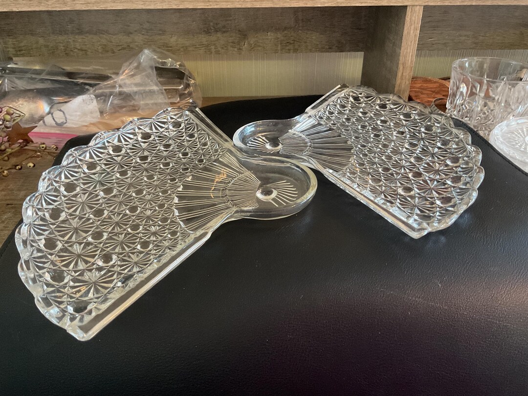 Anchor Hocking Daisy & Button Fan Snack Plates, Set of 2 - Etsy