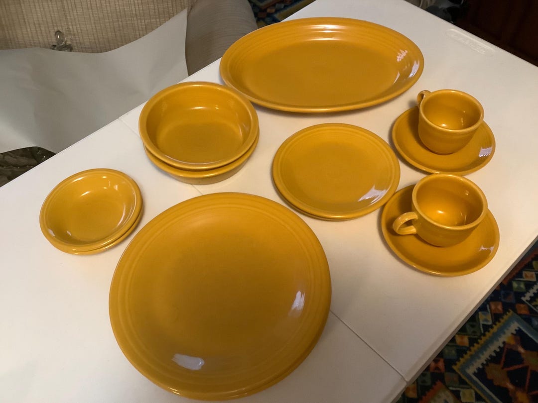 Fiestaware Daffodil Color. 1 Large Platter, 2 Dinner Plates, 2 Bowls, 2 ...