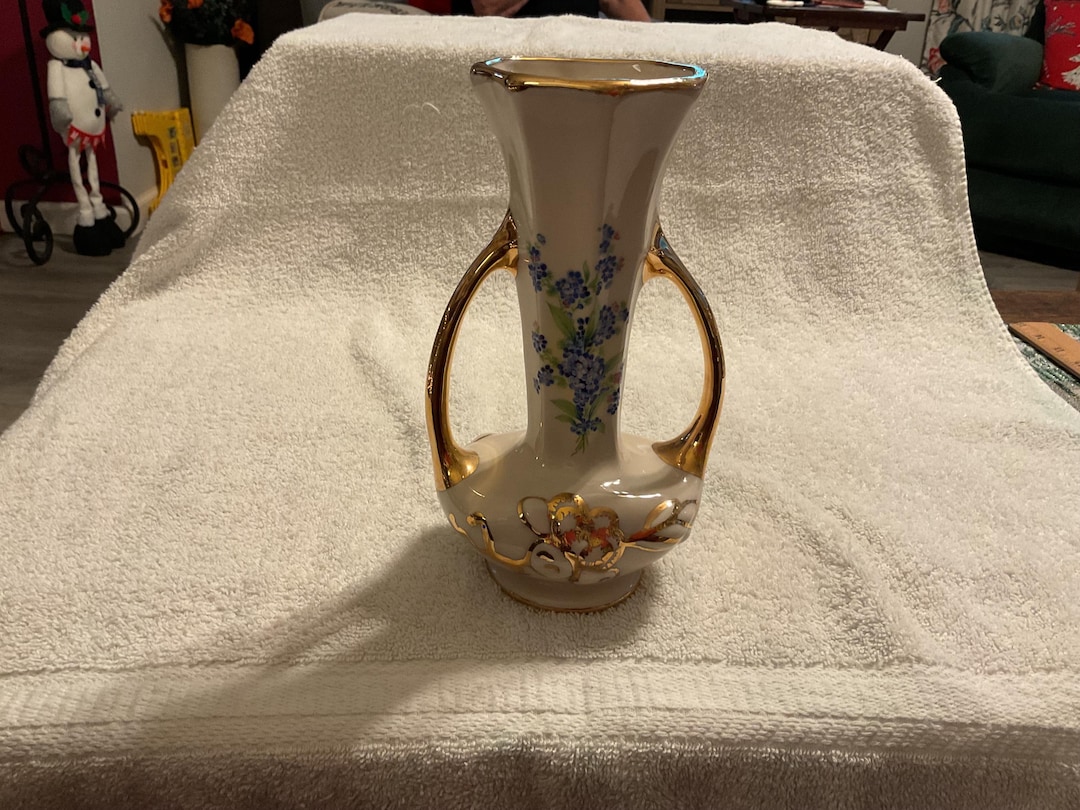 Holly Ross Distinguished China Trimmed in 22K Gold Vase Purple Flowers ...