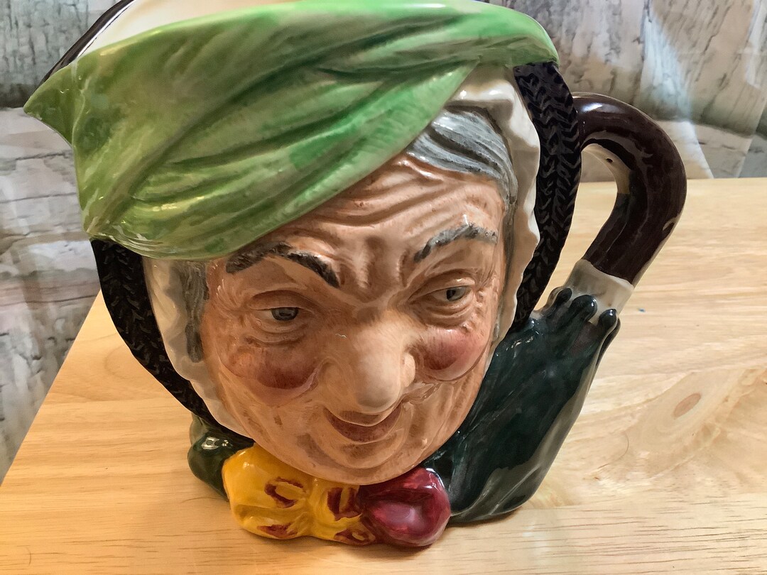 Sairey Gamp D5451 Large Royal Doulton Character - Etsy