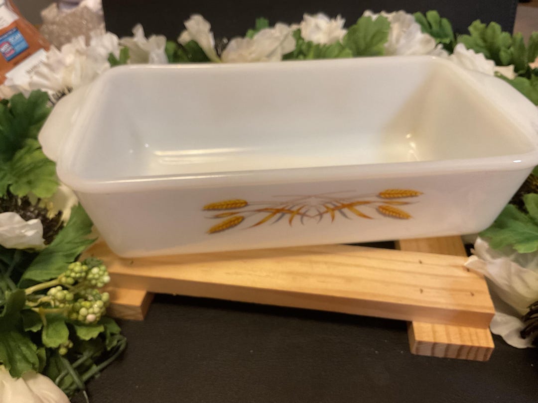 Fire King Loaf Pan in the Golden Wheat Pattern, Measures 10.5” Long - Etsy