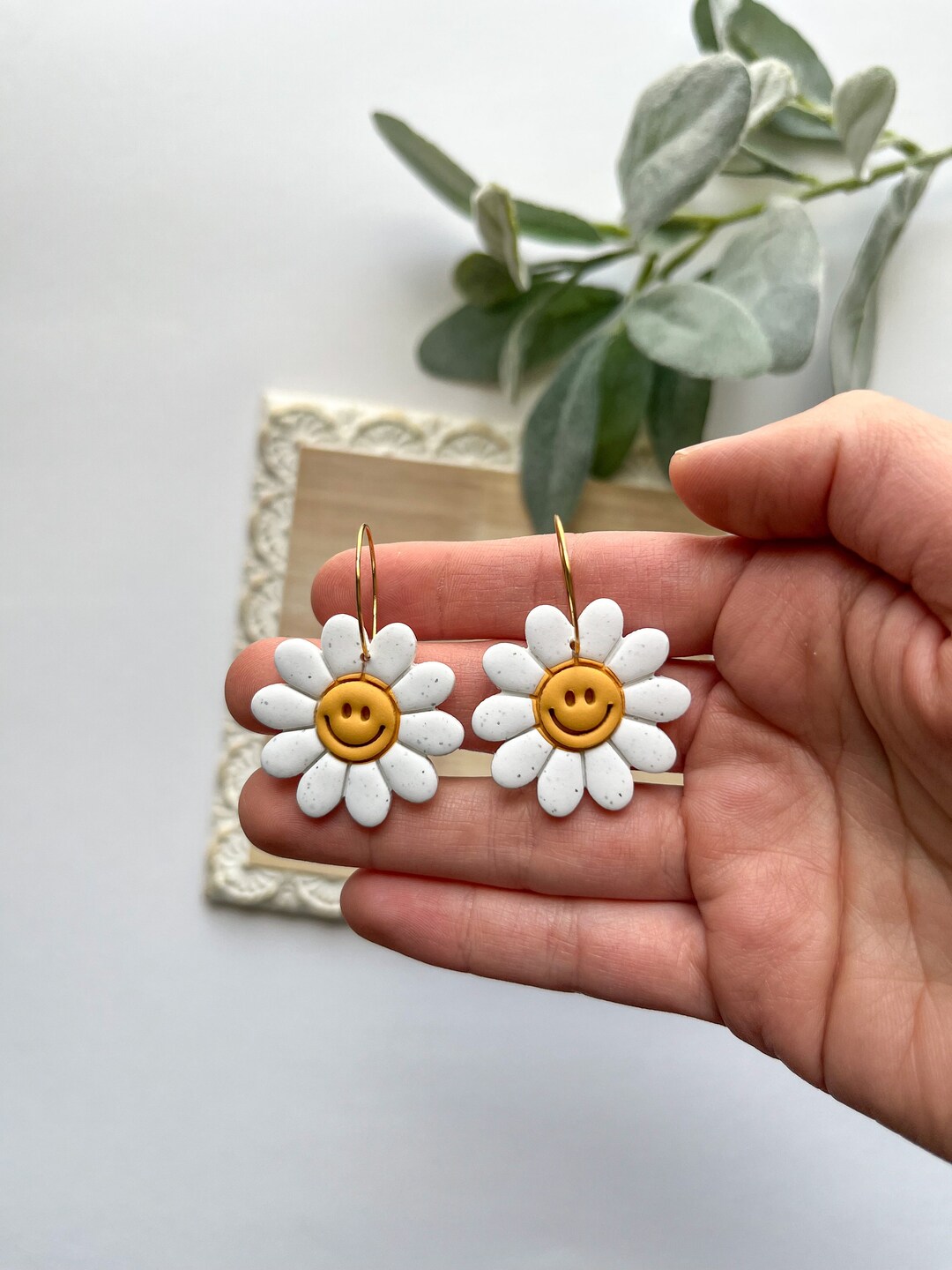 Smiley Daisy Hoop | Floral | Handmade Gifts | Hypoallergenic ...