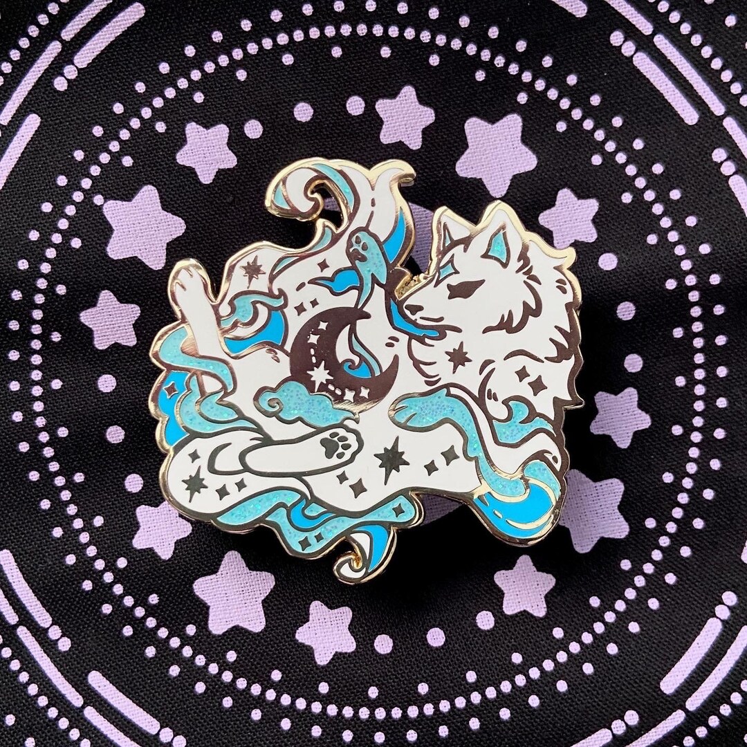 Loaf Tarot Exclusive: Moon Holder Wolf Pin - Etsy