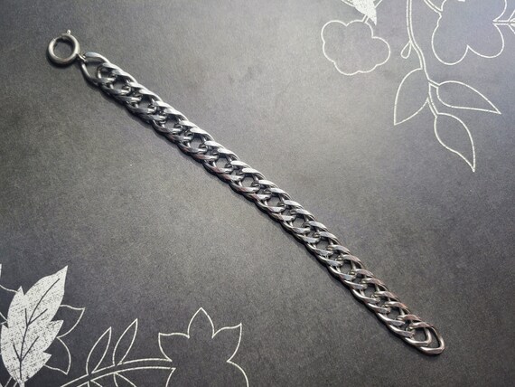 Heavy Silver Tone Link Bracelet - Gem
