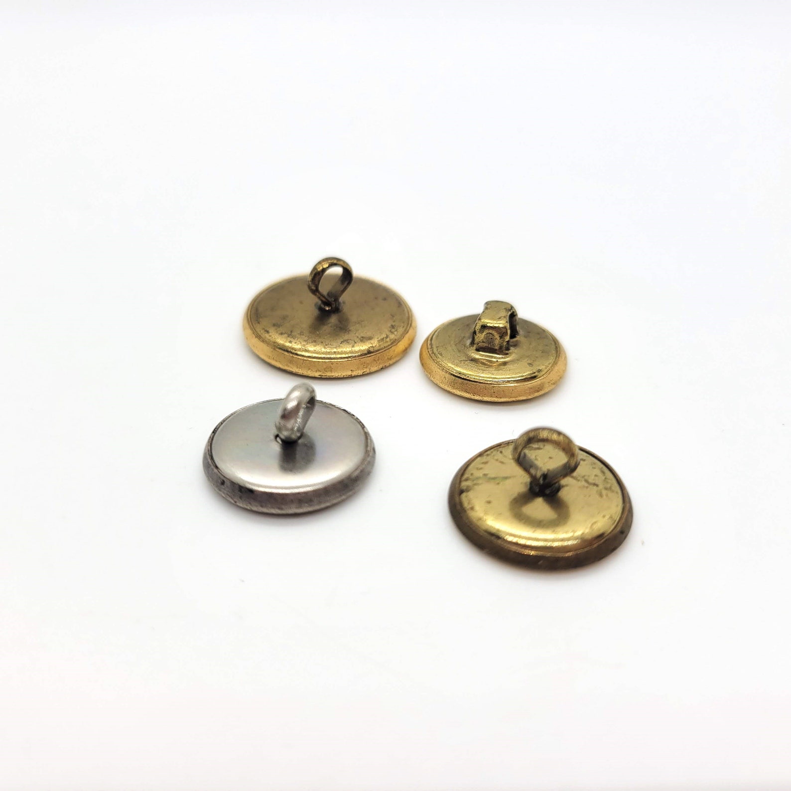 Set of 4 Deer Fawn Buttons - Etsy
