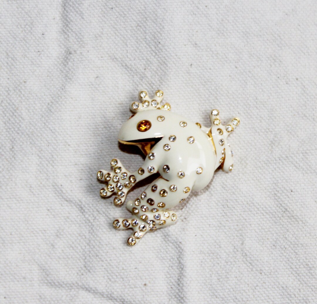 Vintage Joan Rivers White Enameled Frog Pin - Etsy