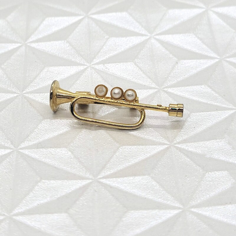 Trumpet Pin - Etsy