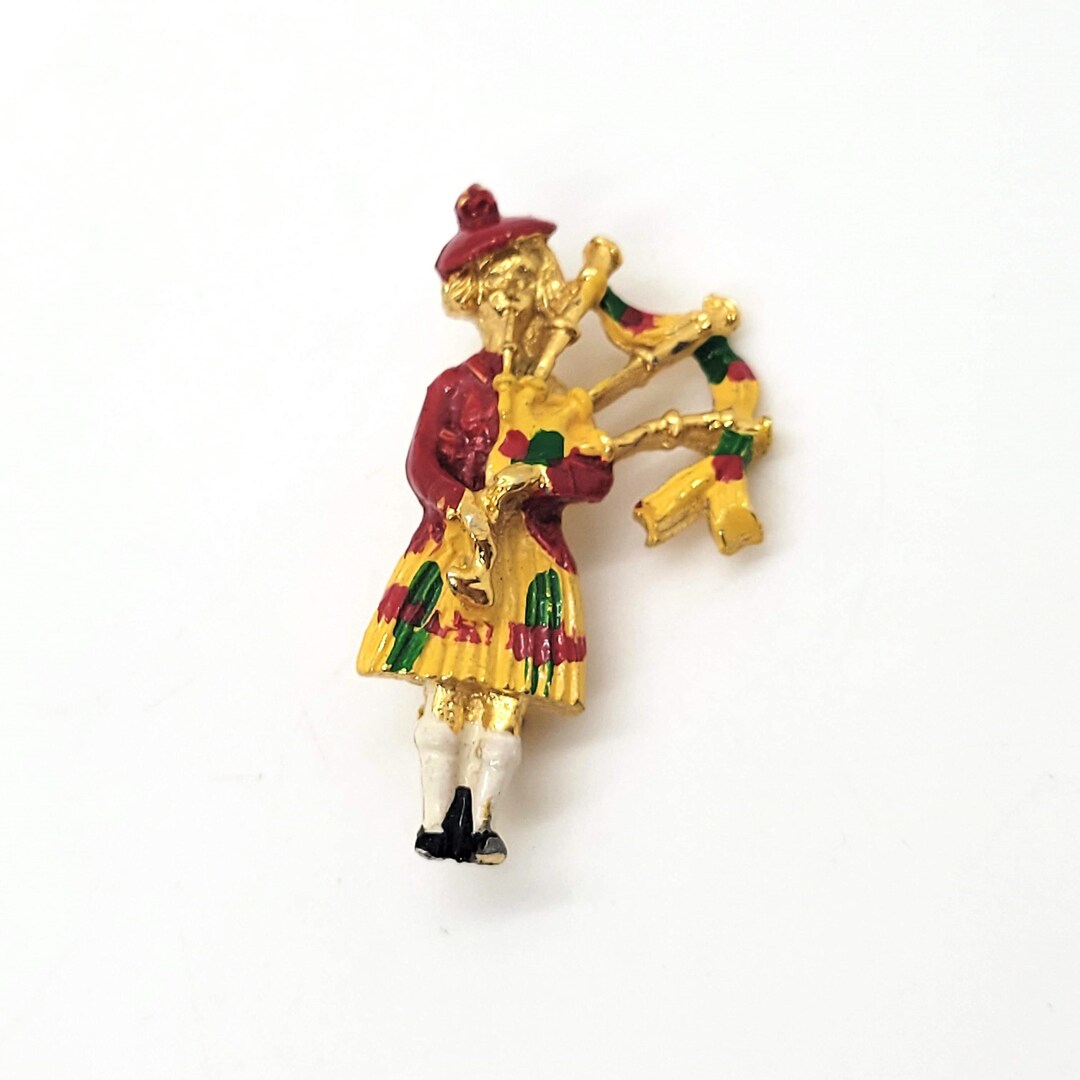 Scottish Bagpiper Pin - Etsy