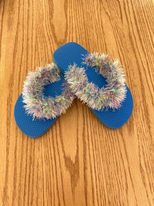 Fuzzy Fluffy Flip Flops - Kind - Etsy.de