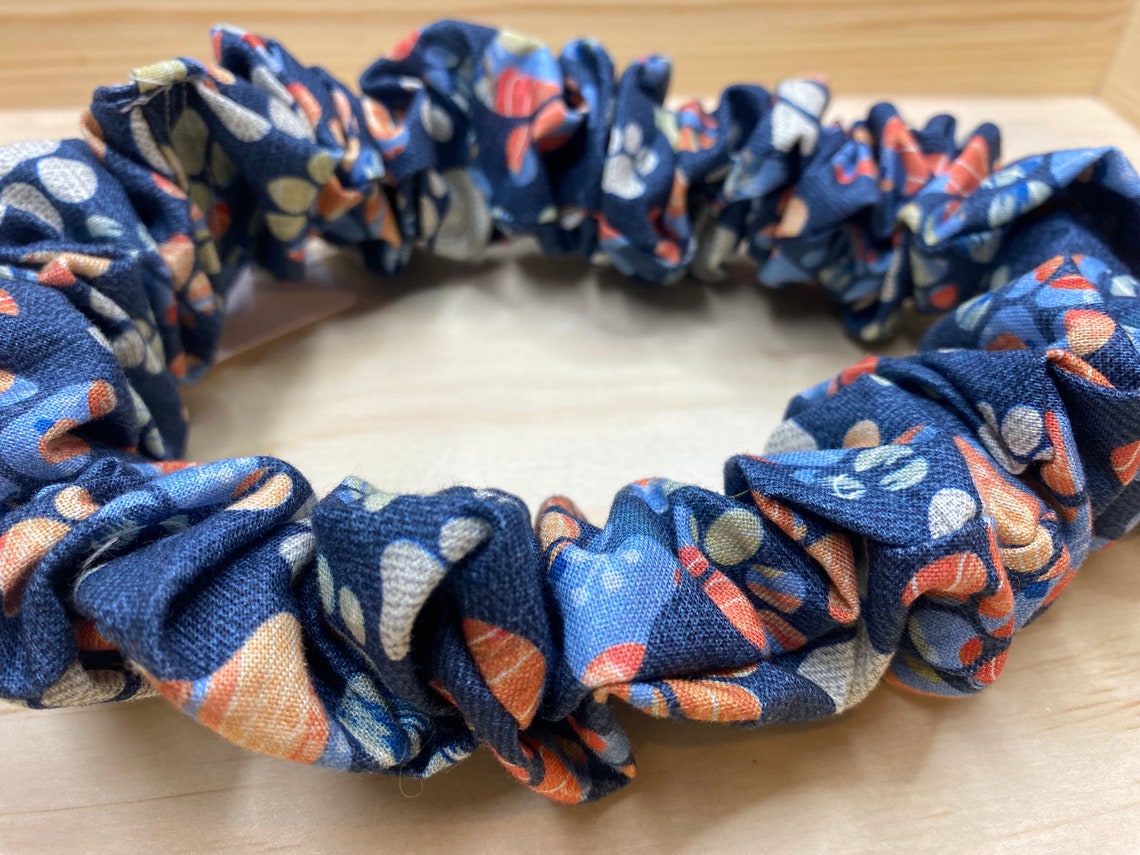 Dog Neck Scrunchie, Paw Print, Neck Ruffle Collar, Ruffle Collar, Fits ...