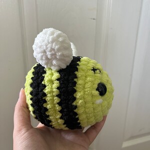 Crochet Zom-bee Plushie Reading Buddy - Etsy
