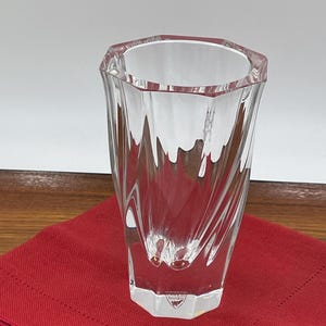 Orrefors Crystal Vase in Residence Pattern, Designed by Olle Alberius ...