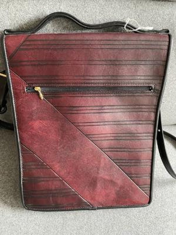 Vintage Roche Leather Vertical Messenger Bag, Slim Ve… - Gem