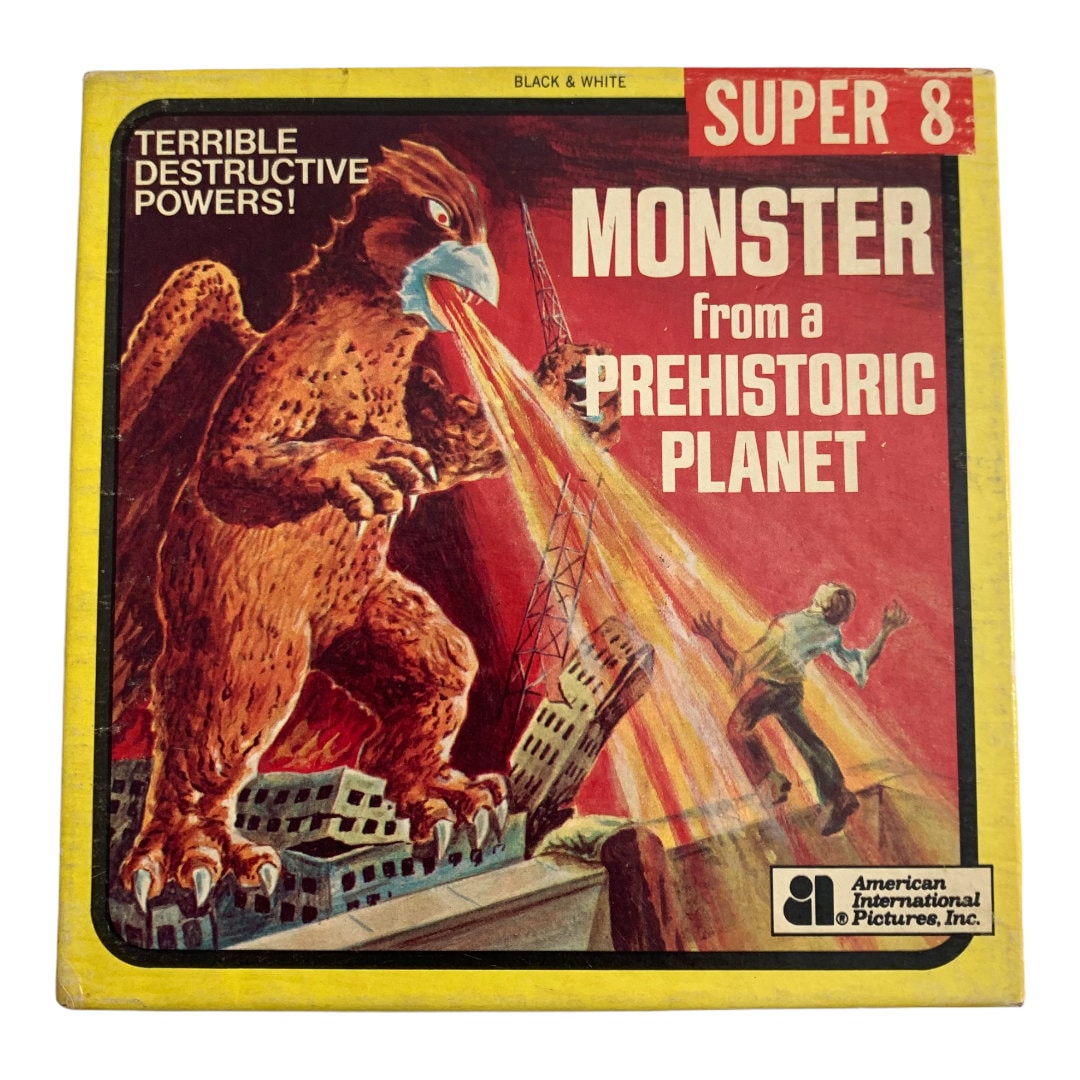 Super 8 Monster