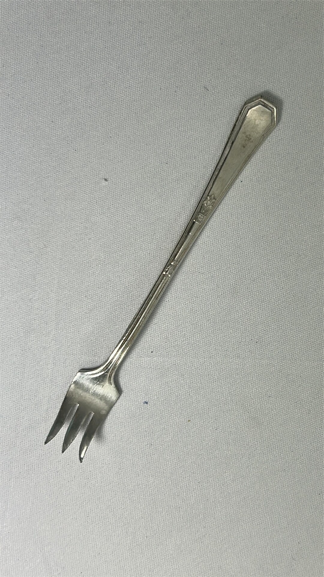 Vintage Fork WM Rogers & Son AA Mayfair Silverplate Cocktail Seafood 5. ...