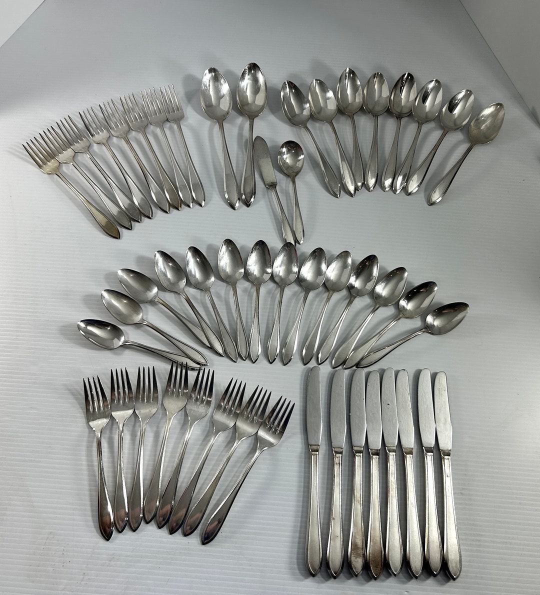Vintage WM Rogers AA Lufberry Flatware 50 Pieces Silver Plate Forks ...