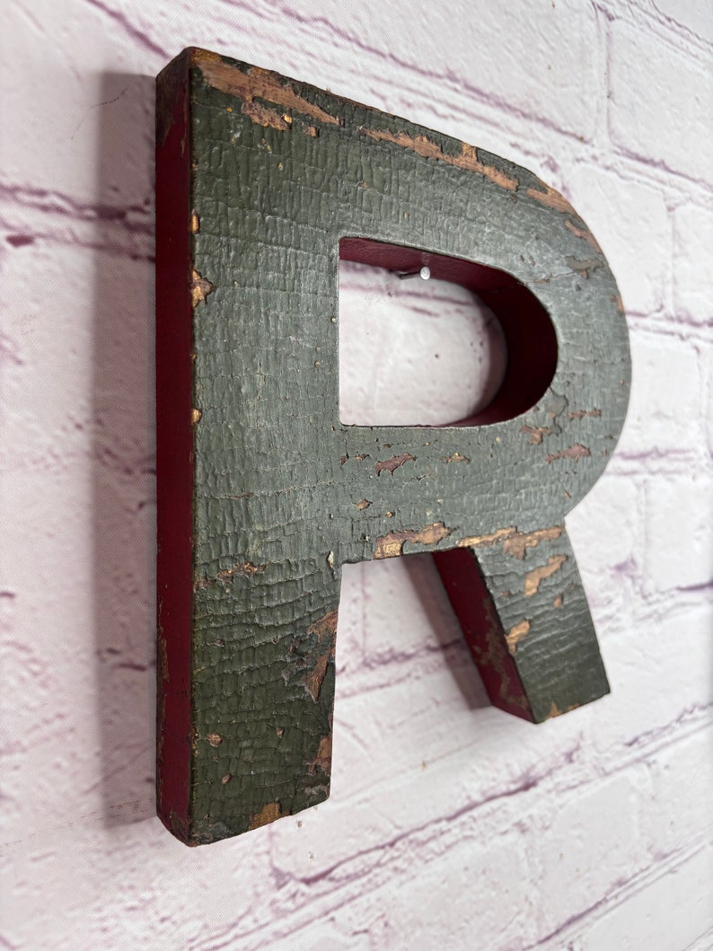 Antique Wooden Letter R, Trade Sign Letter R in Wood in Original ...