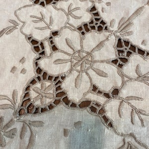 Linen Tablecloth. Embroidery Cutout Work Tablecloth/bed Cover. 66 X 100 ...