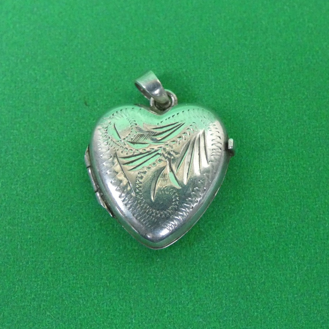 Vintage Sterling Silver Engraved Heart Shaped Locket - Etsy
