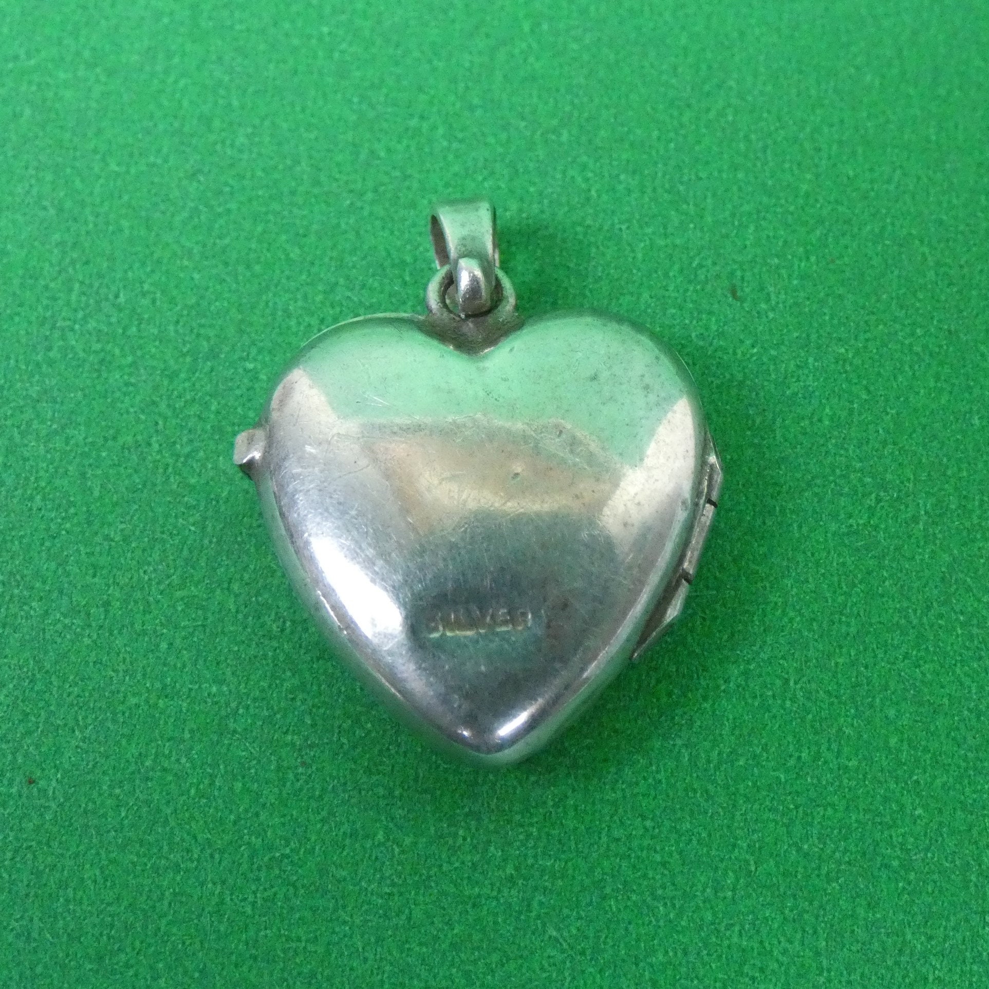 Vintage Sterling Silver Engraved Heart Shaped Locket - Etsy