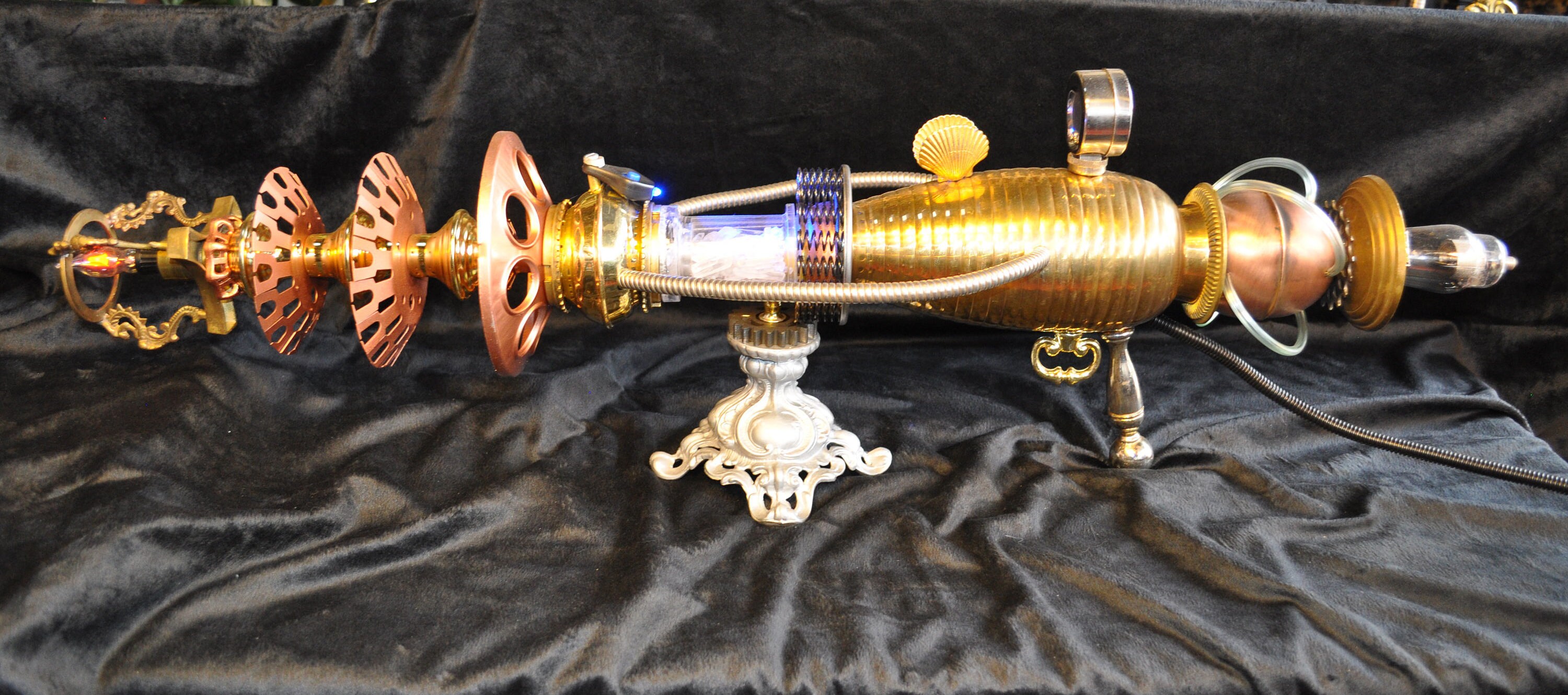 Ray Gun Rifle ATLANTEAN'S SCEPTER RAYGUN Rifle Table Top Lamp ...