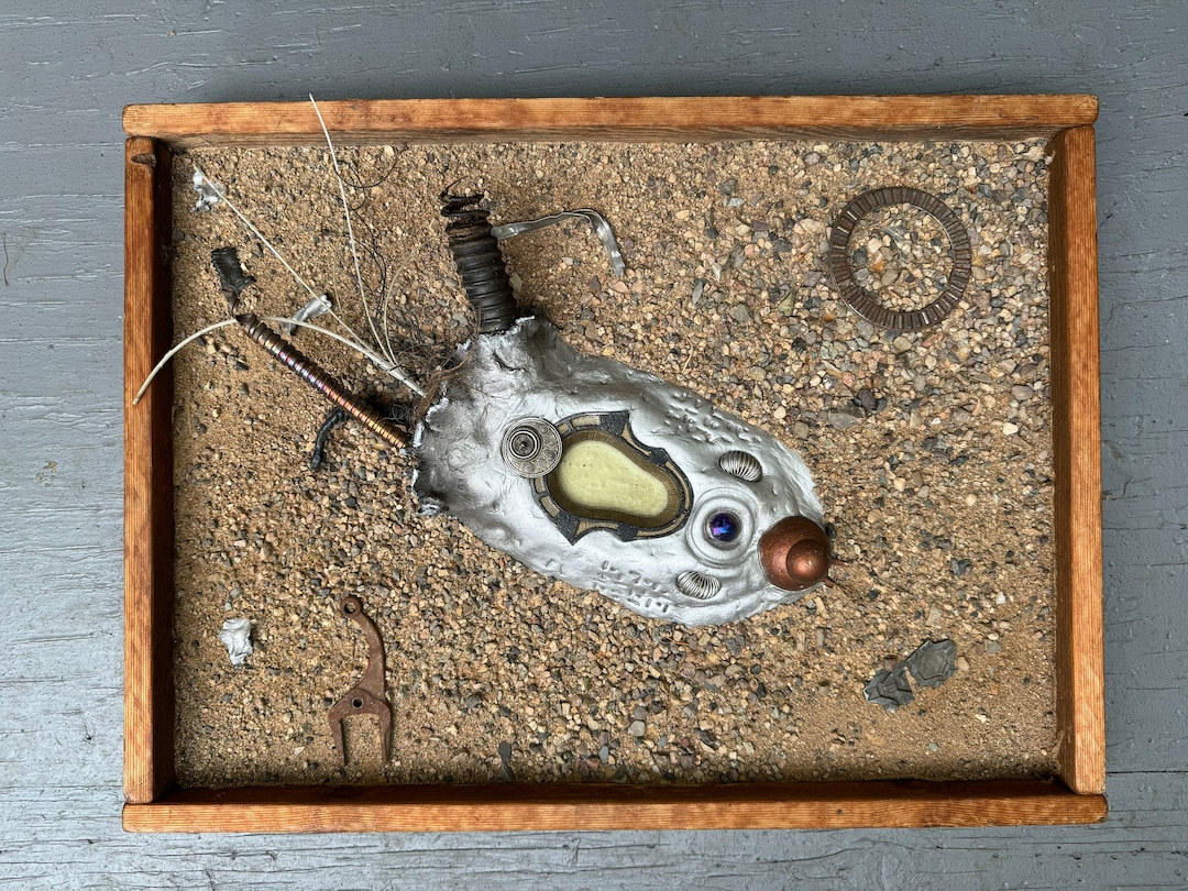 Alien Artifact Space Debris Wall Wreckage Art Sculpture - Etsy