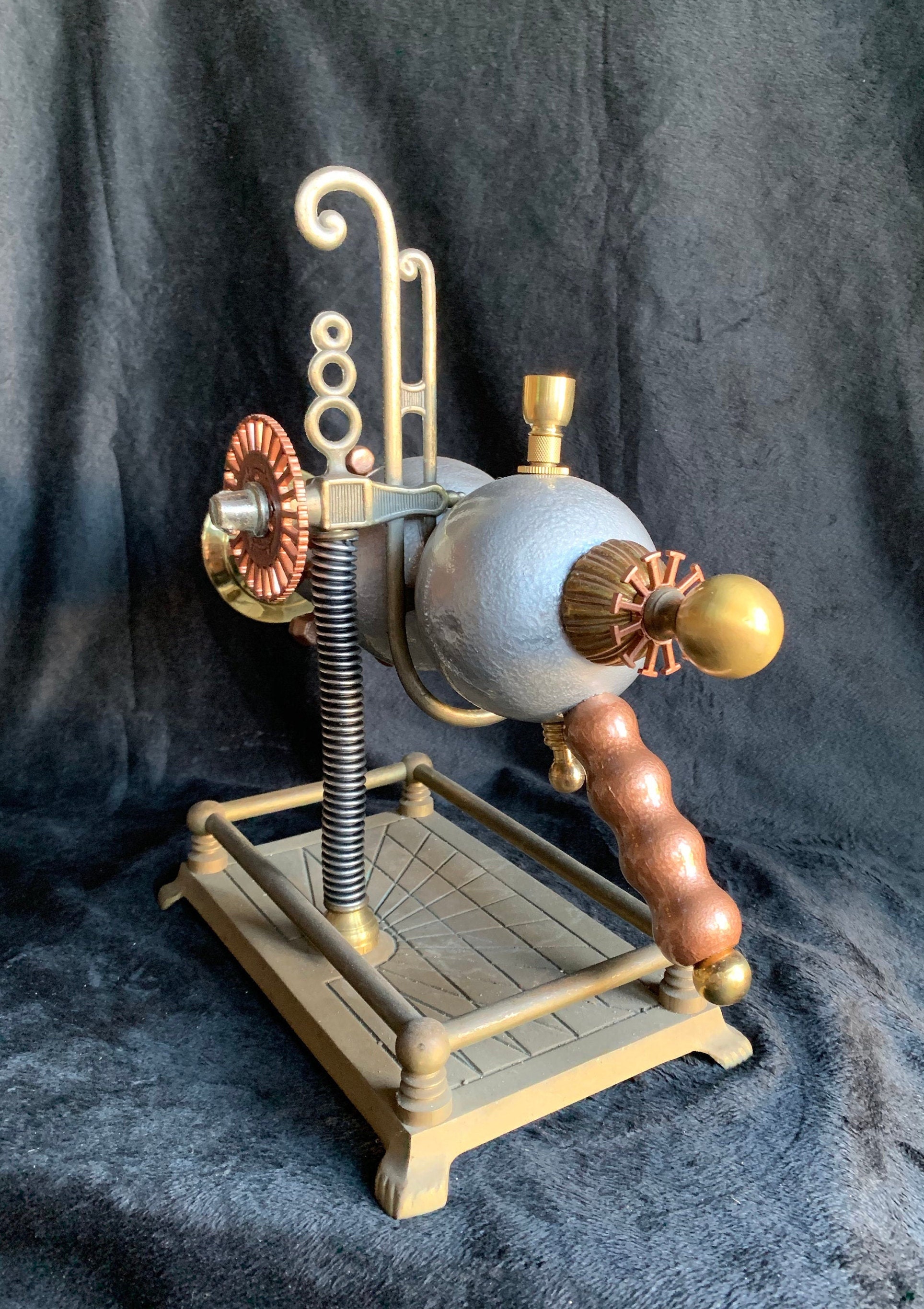 Smoking Ray Gun " Colossal Smoker Raygun Pipe " Table Top Steampunk Sci ...